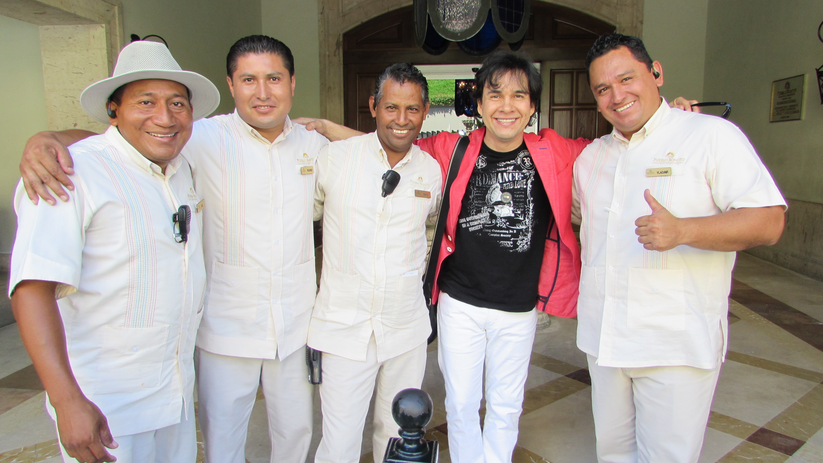 Gilberto Gless thanks to Letty Coppel Foundation and Pueblo Bonito ...